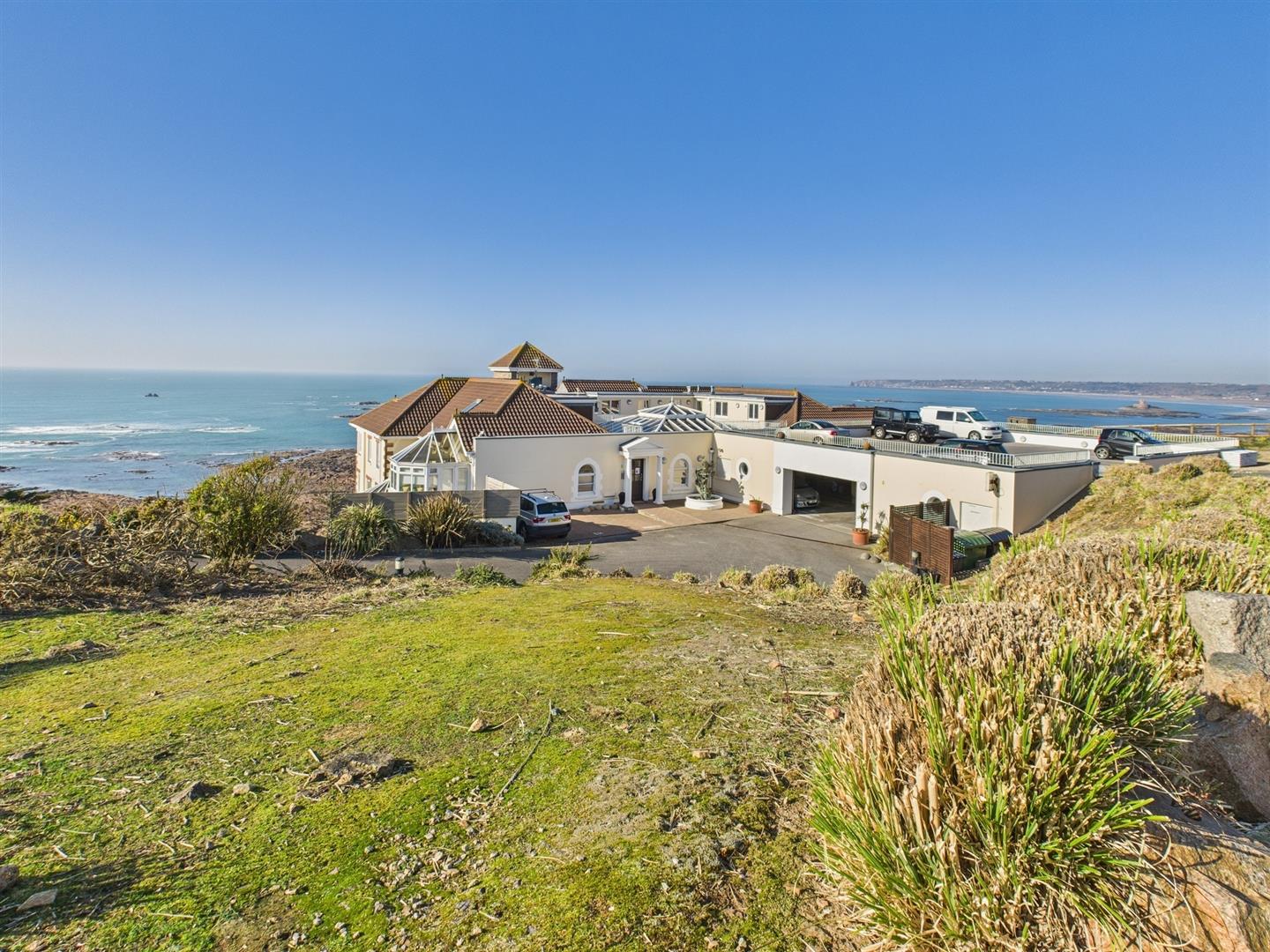 REN006 - Property to Rent Jersey - Thompson Lettings